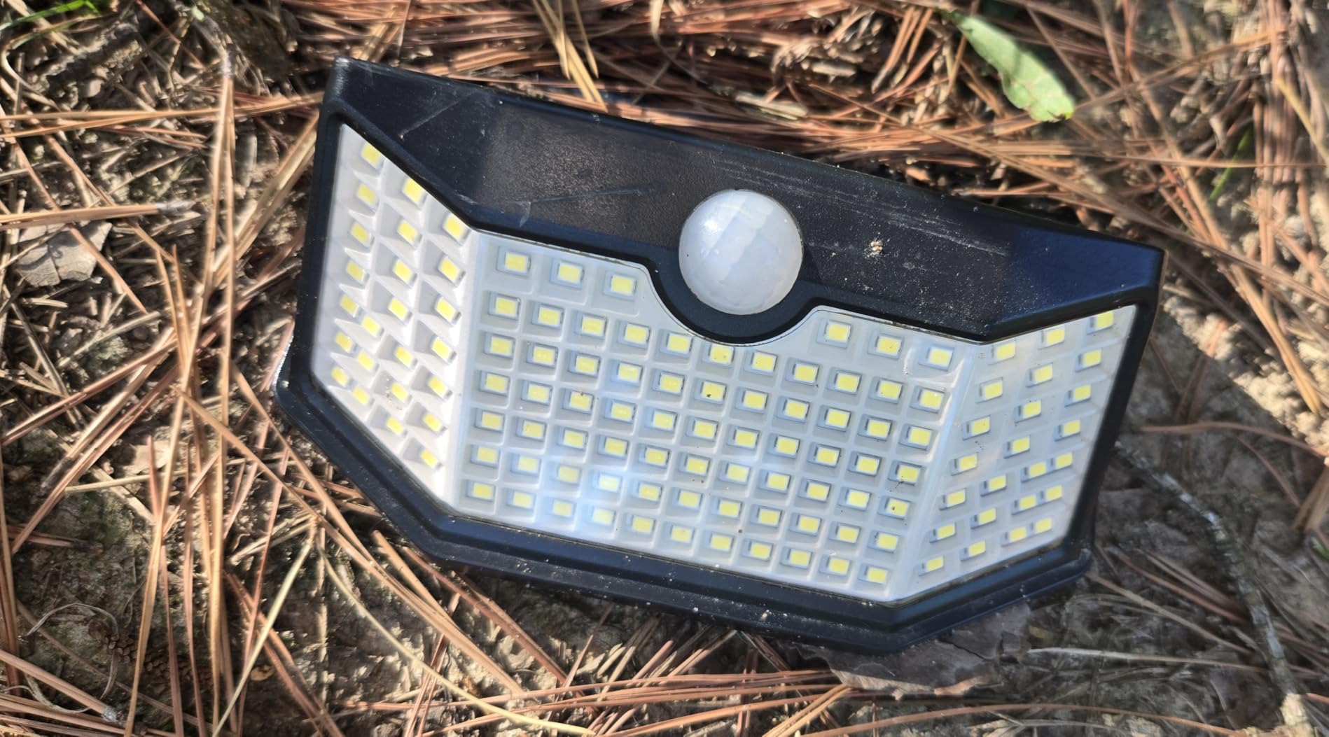 Best Solar Motion Lights 2026: Complete Buying Guide
